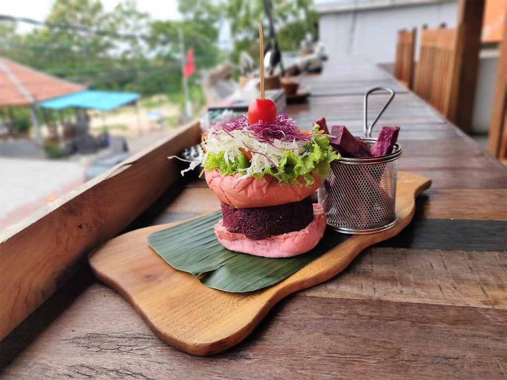 Ultimate Things To Do in Uluwatu, Bali | Travel with Shreya